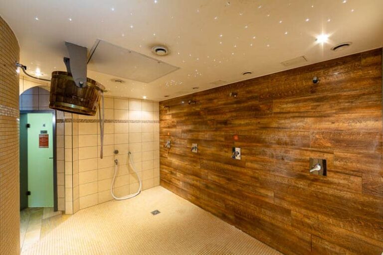 Sauna München ≈ Wellness auf 5.000 qm im Phönix-Bad Ottobrunn